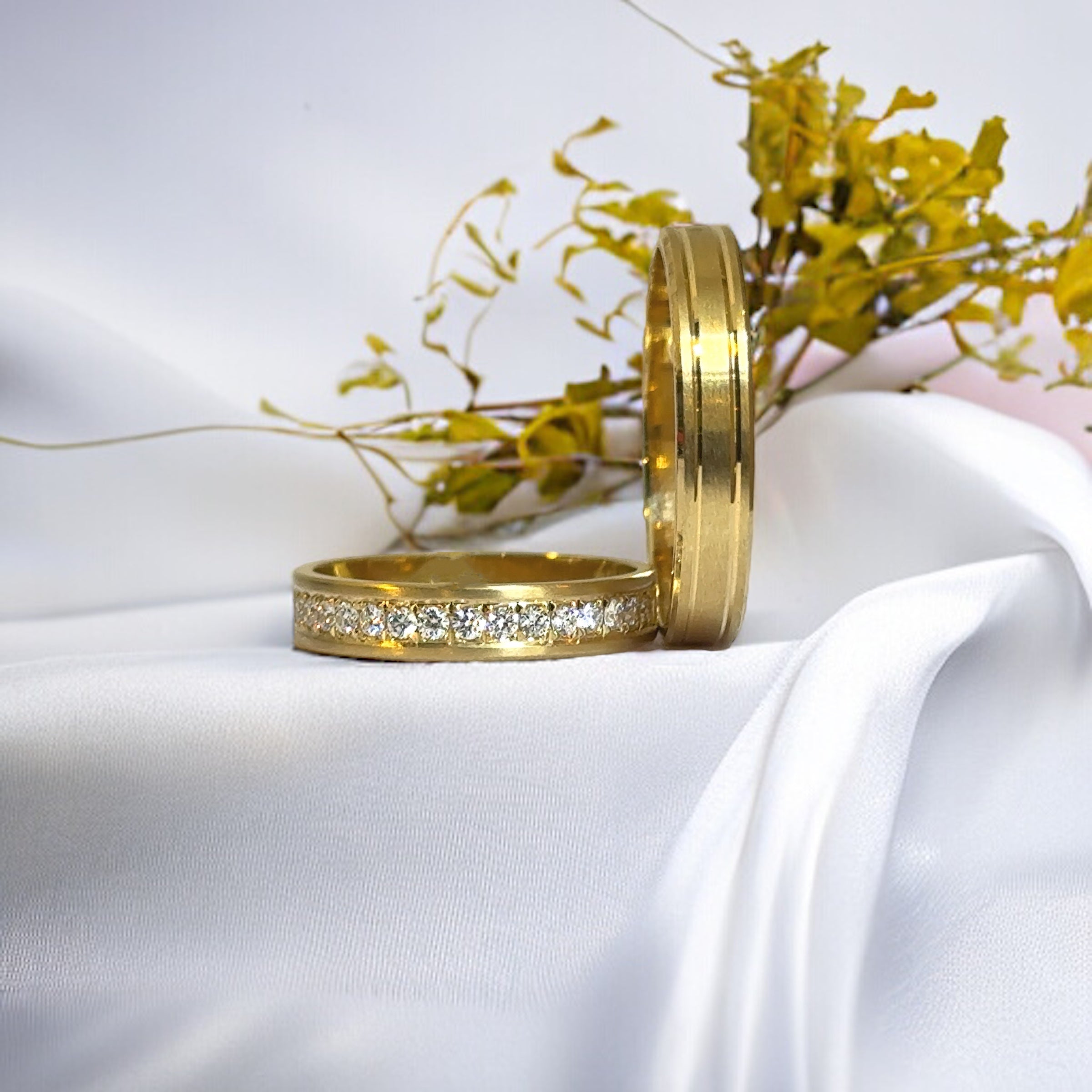 4mm Matte Finish Gold Wedding Rings With Diamonds – JB Antwerp